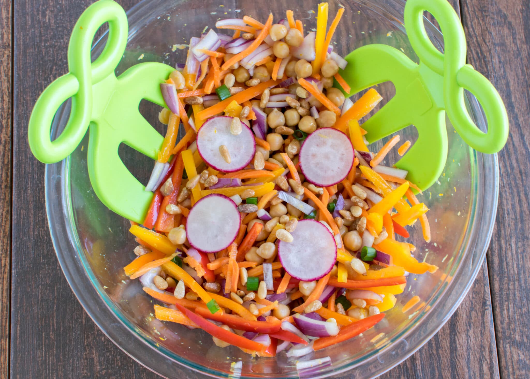 Chickpeas and Mini Sweet Peppers Salad | V + GF | kiipfit.com
