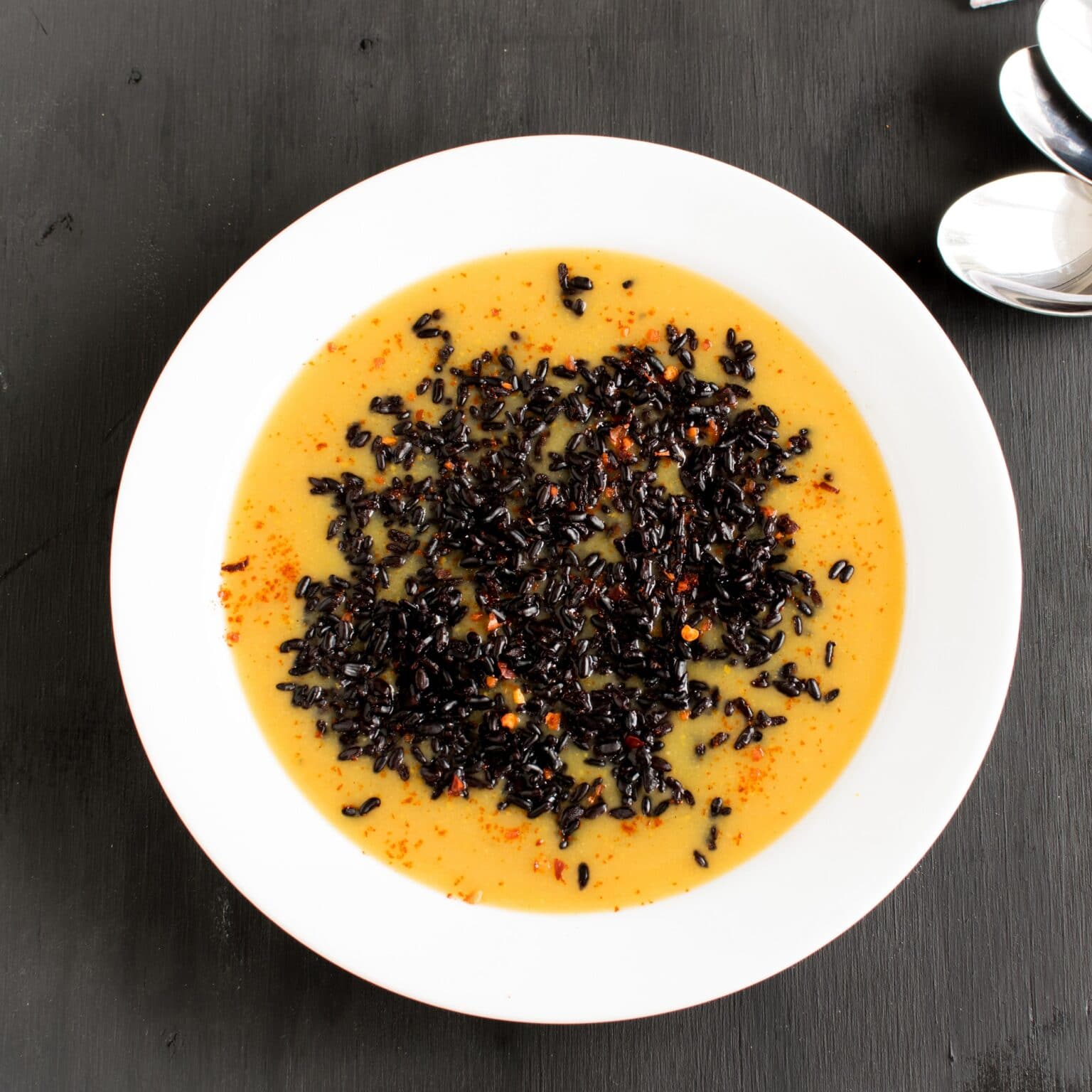 Forbidden Black Rice Persimmons Soup - kiipfit.com