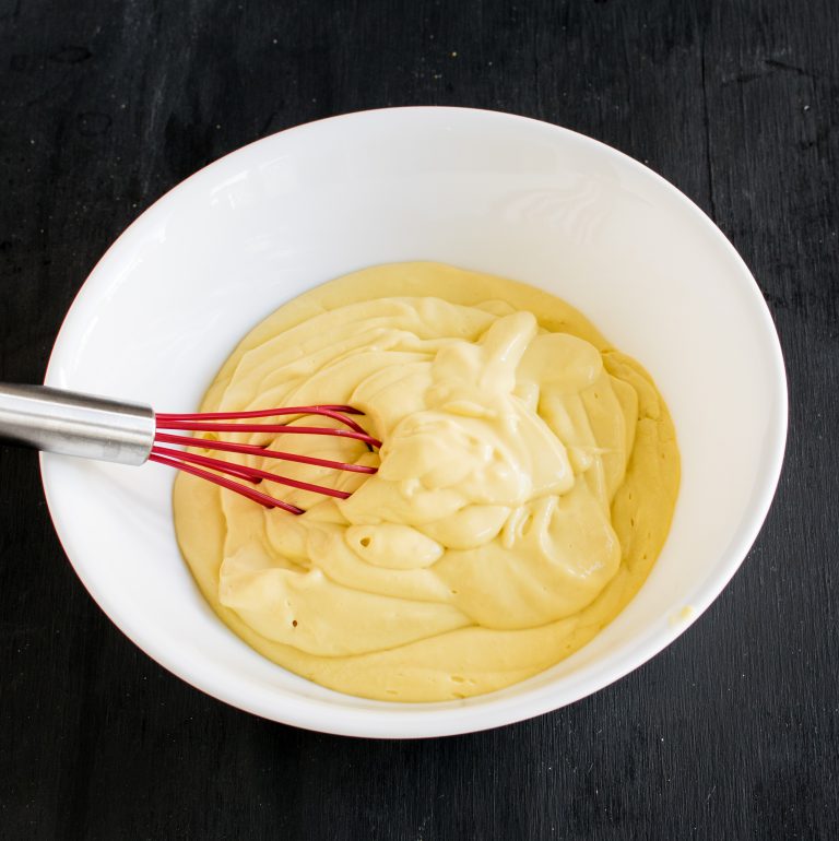 Mango Cream Cheese Vegan Pancakes with Mango Puree | kiipfit.com