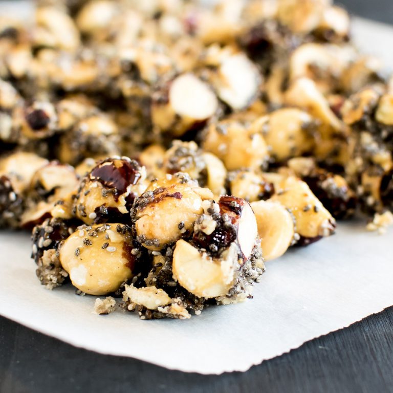 Maple Glazed Hazelnut Chia Snack [ vegan + GF + Paleo ] kiipfit.com