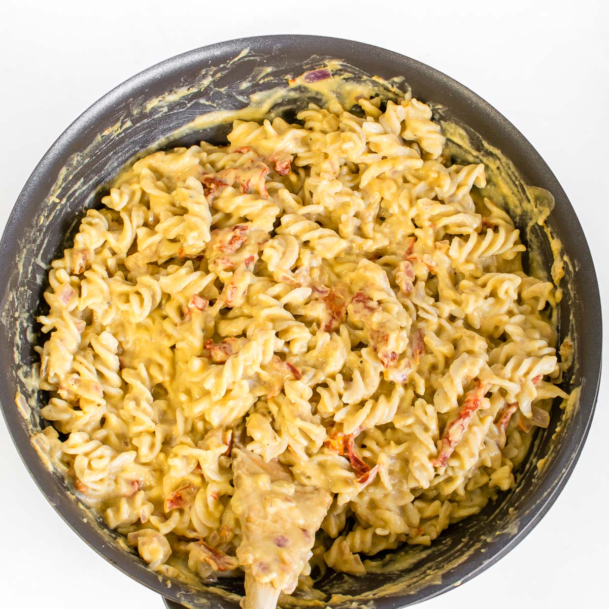 Hummus Pasta - kiipfit.com