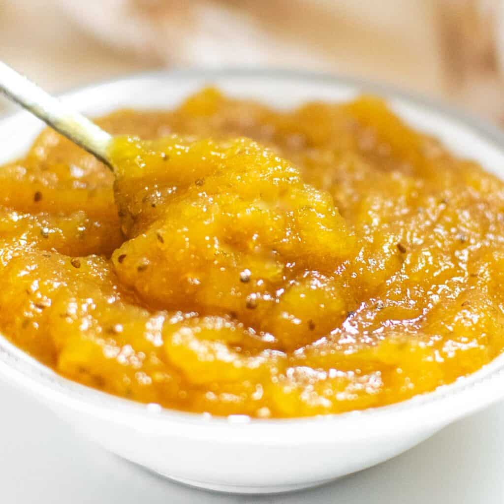 Homemade Pineapple Jam with Chia Seeds - kiipfit.com